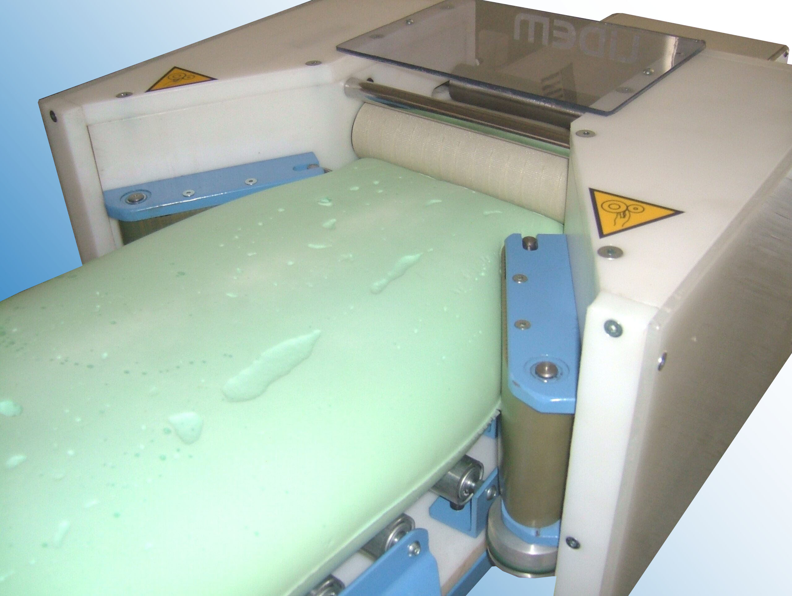 Encasing Machine - i2Europe - Technical Machinery Solutions