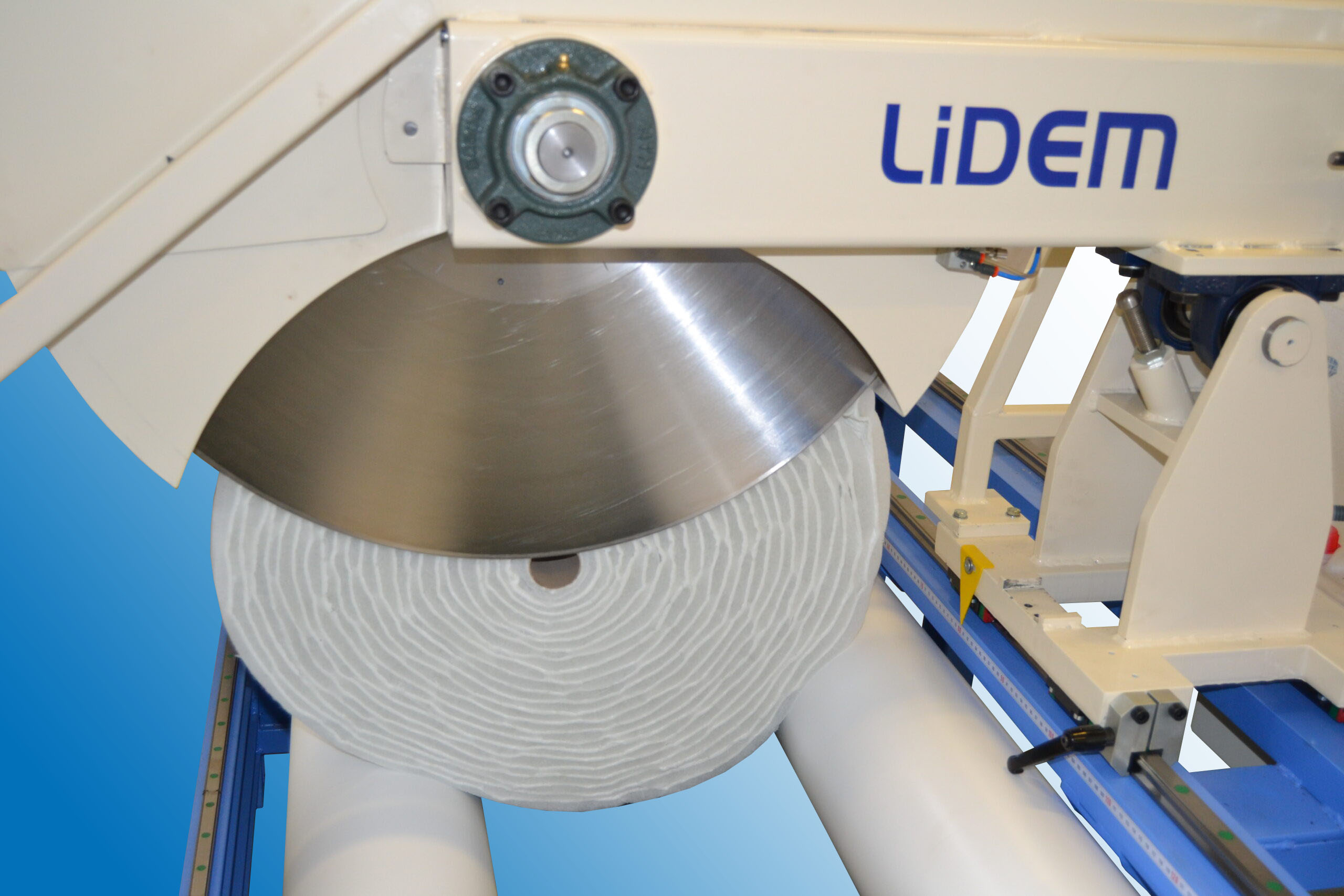Large Diameter Auto Roll Cutter - i2Europe - Textile Machinery